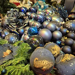 Kerstkringloopwinkel Eindhoven - Openingstijden & Reviews